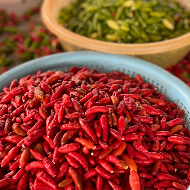 Smoked Red Bird's Eye Chili - Information, uses and recipes